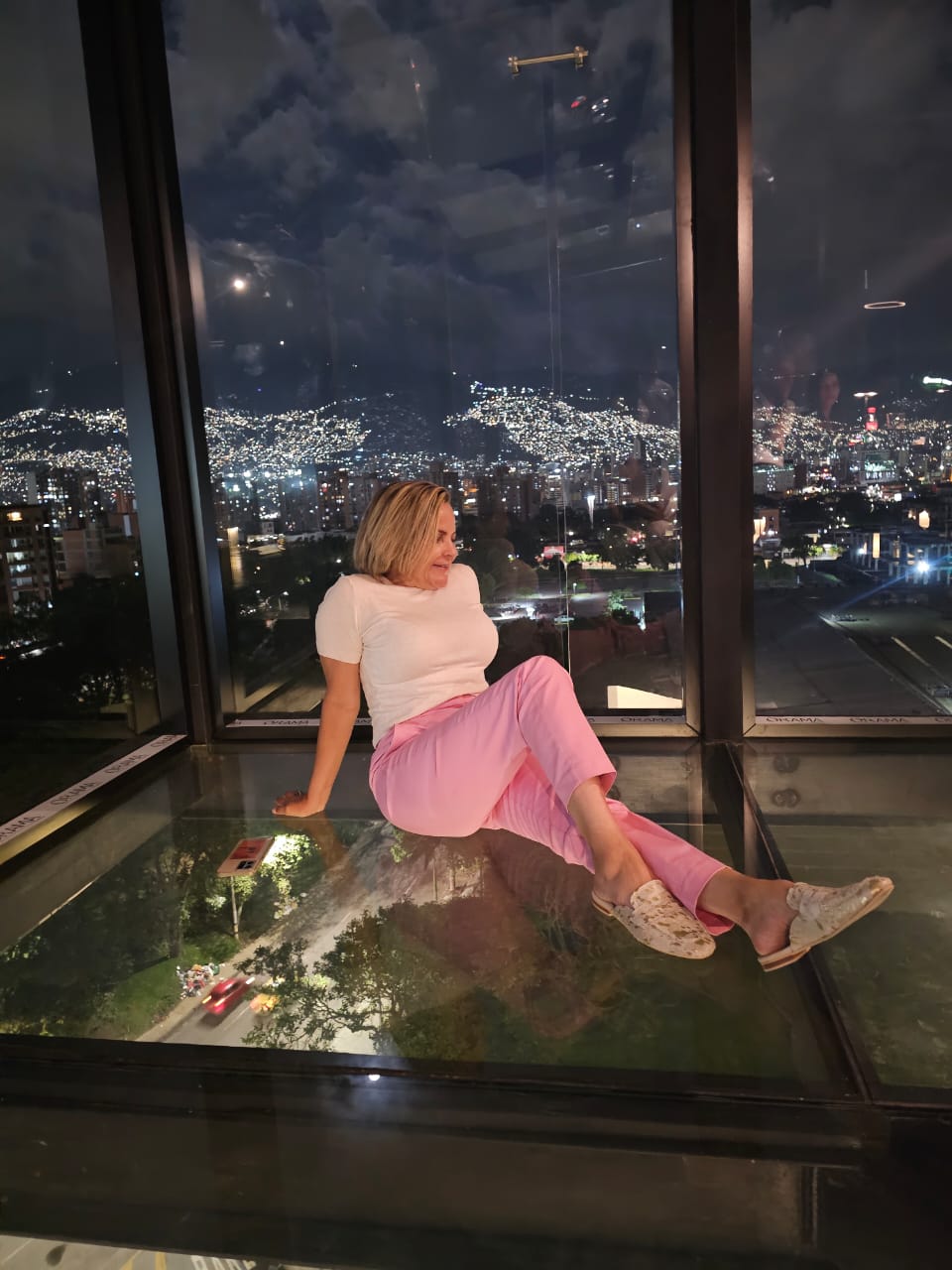 ORAMA Rooftop, un lugar donde el atardecer marca el inicio de una ...